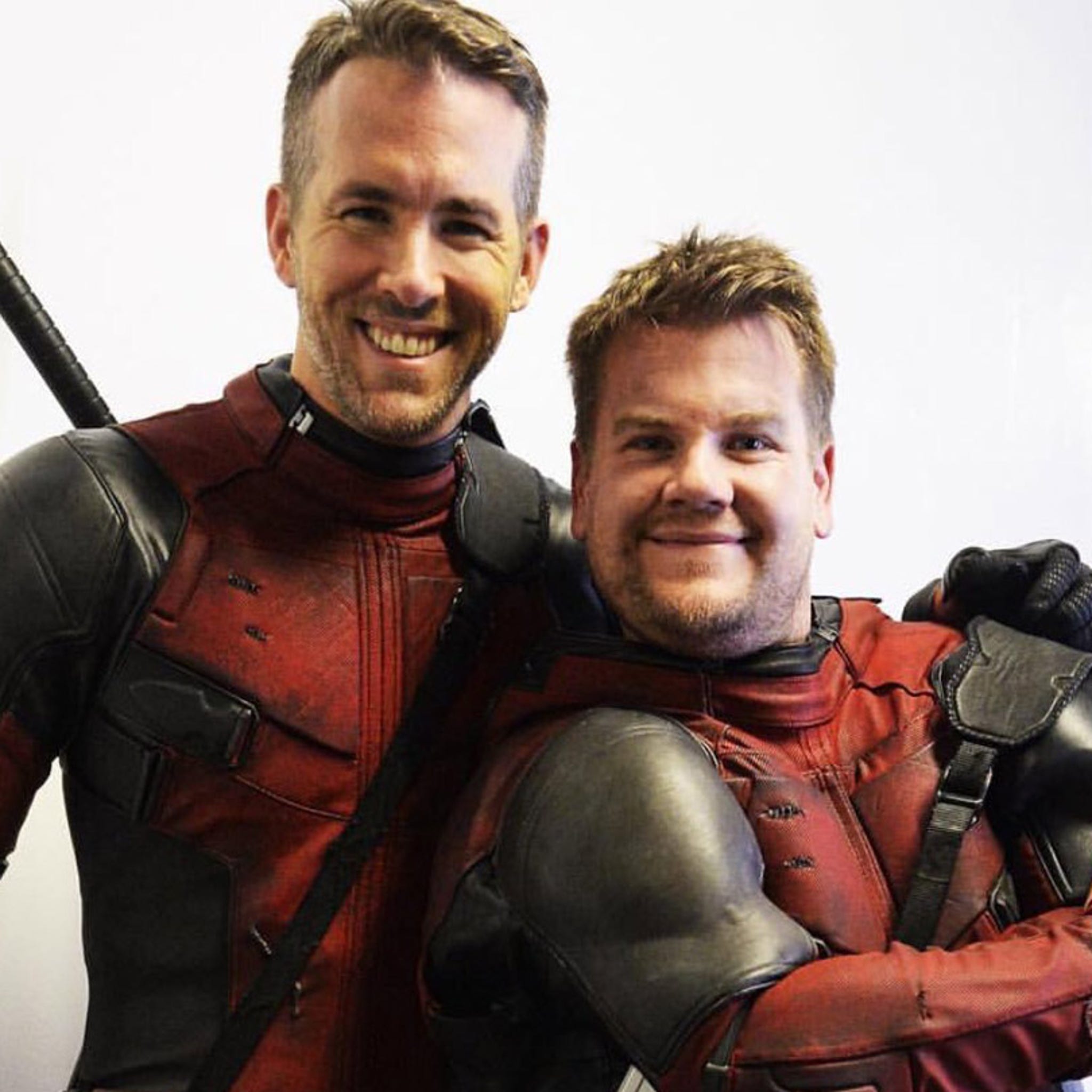 Ryan Reynolds Deadpool Costume