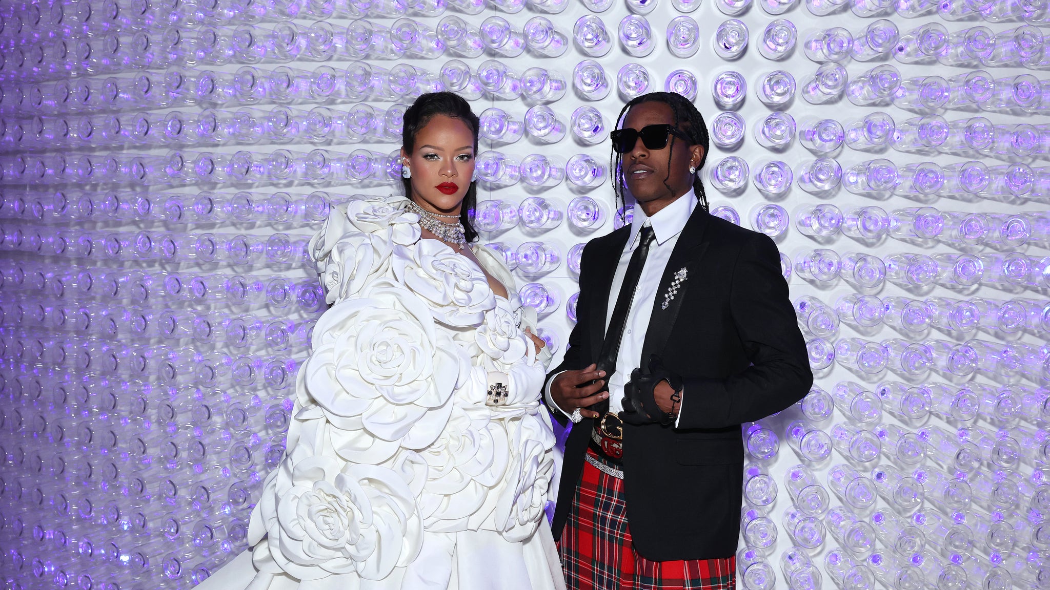 Inside The Met Gala: Stars Get Wild On Fashion's Biggest Night!
