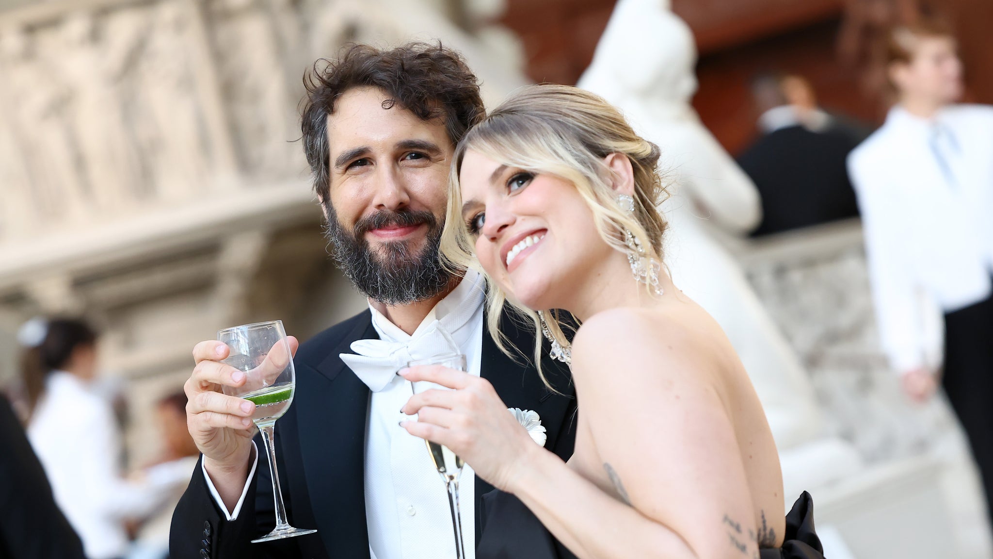 Inside The Met Gala: Stars Get Wild On Fashion's Biggest Night!