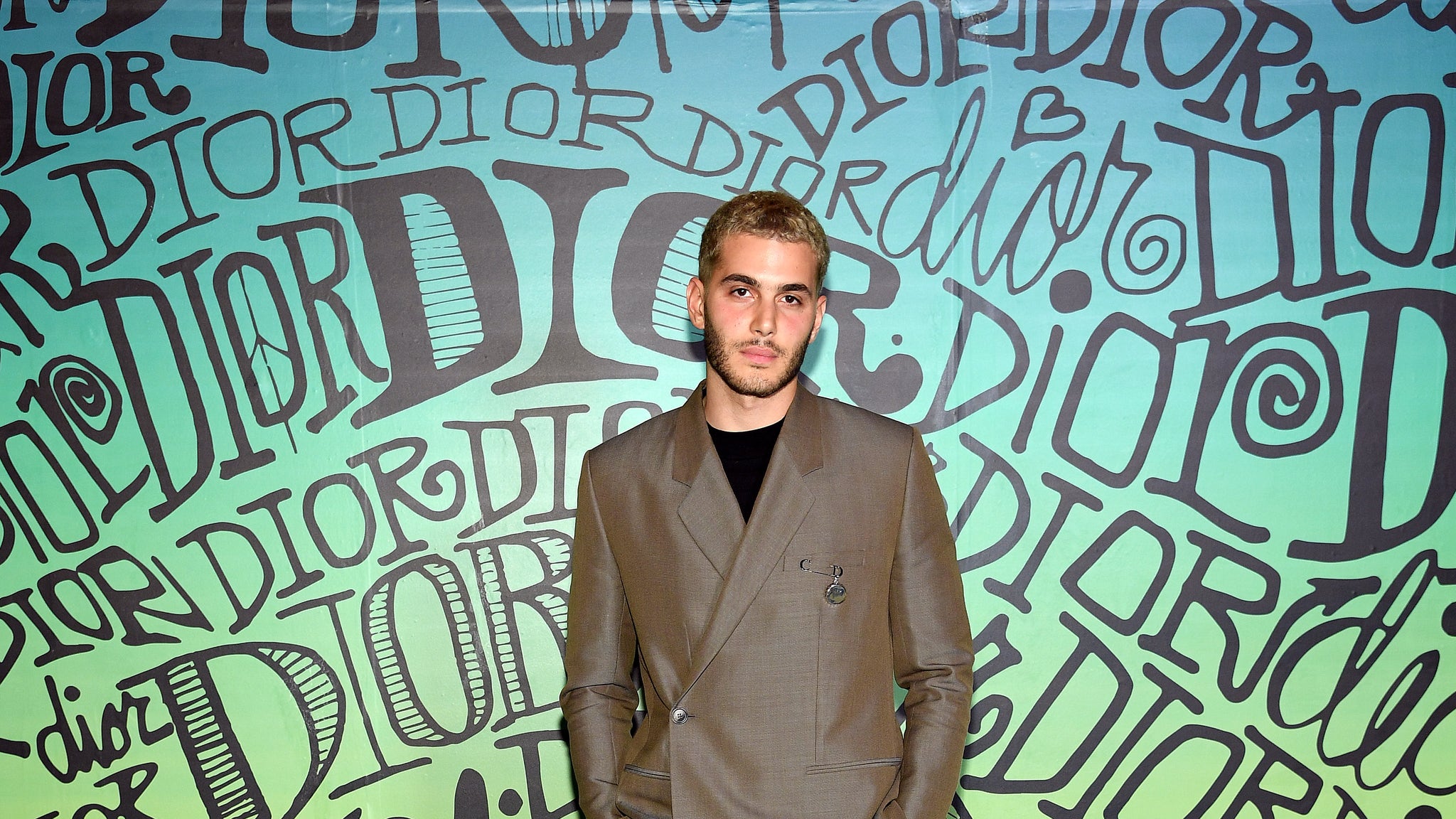 Kim, Kourtney and More Big Names Turn It Out for Dior Men's Fall 2020 ...