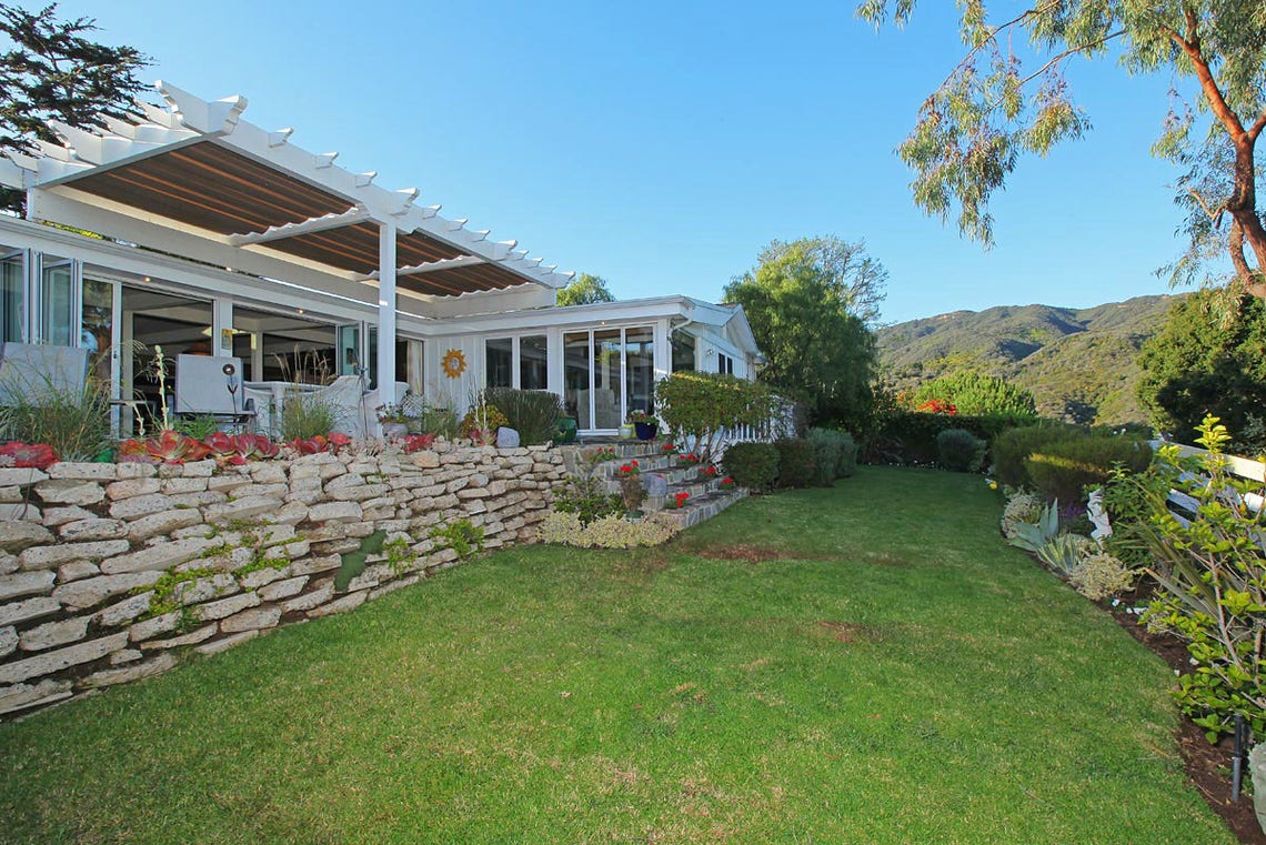 Sally Field's Pacific Palisades Home