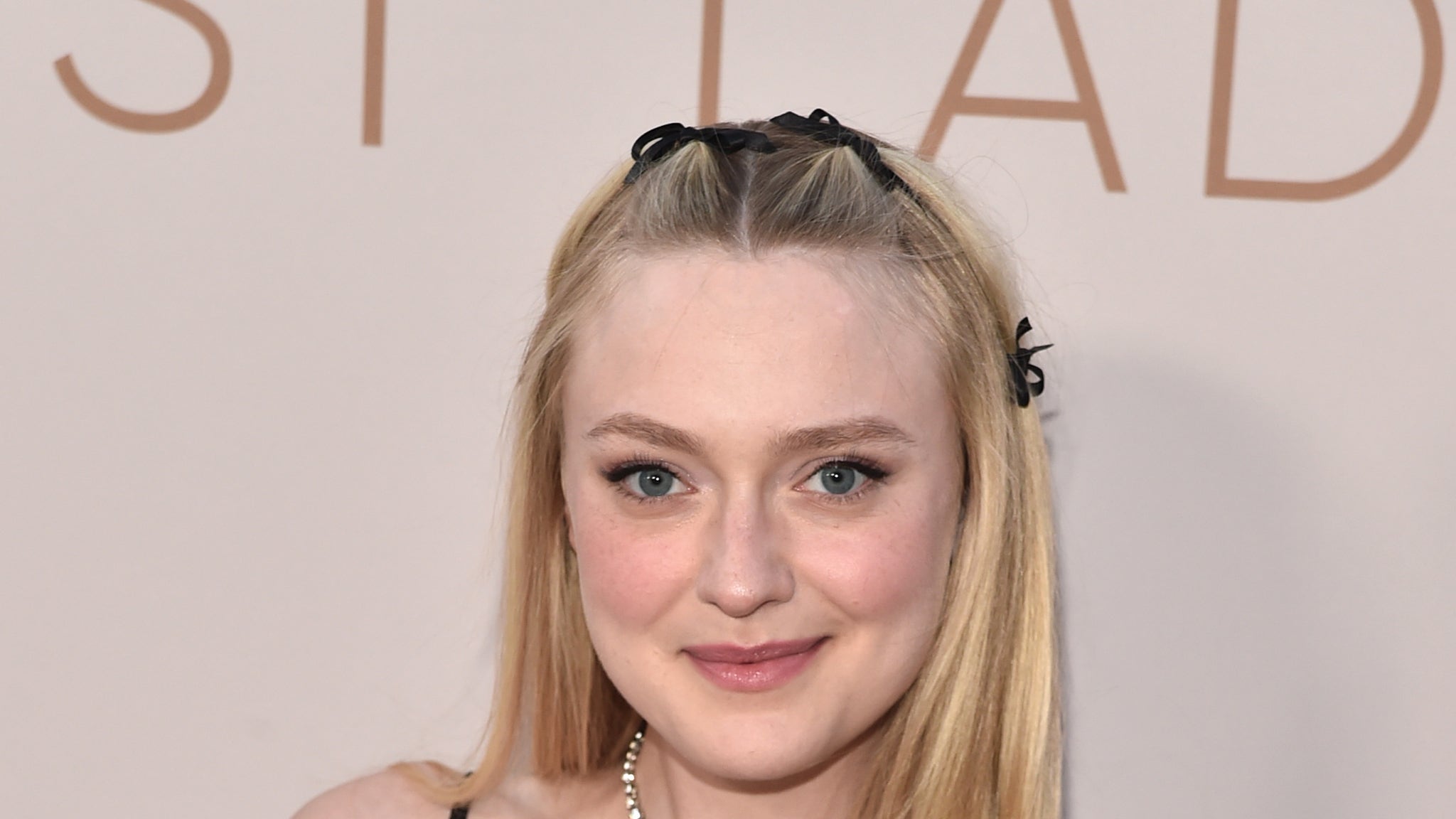 The First Lady Premiere: All The Stylish Red Carpet Sightings