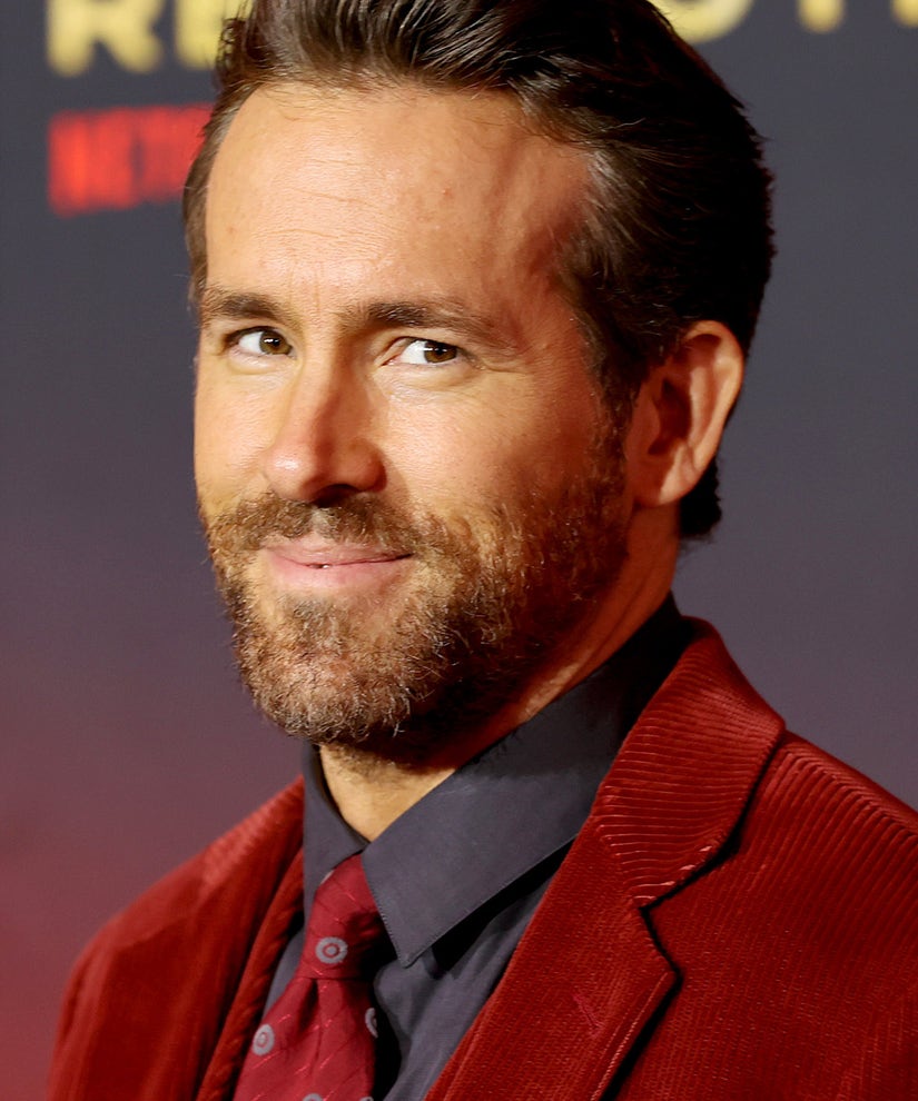 Ryan Reynolds Sports Sexy Beard at "The Voices" Premiere -- Like the Look?