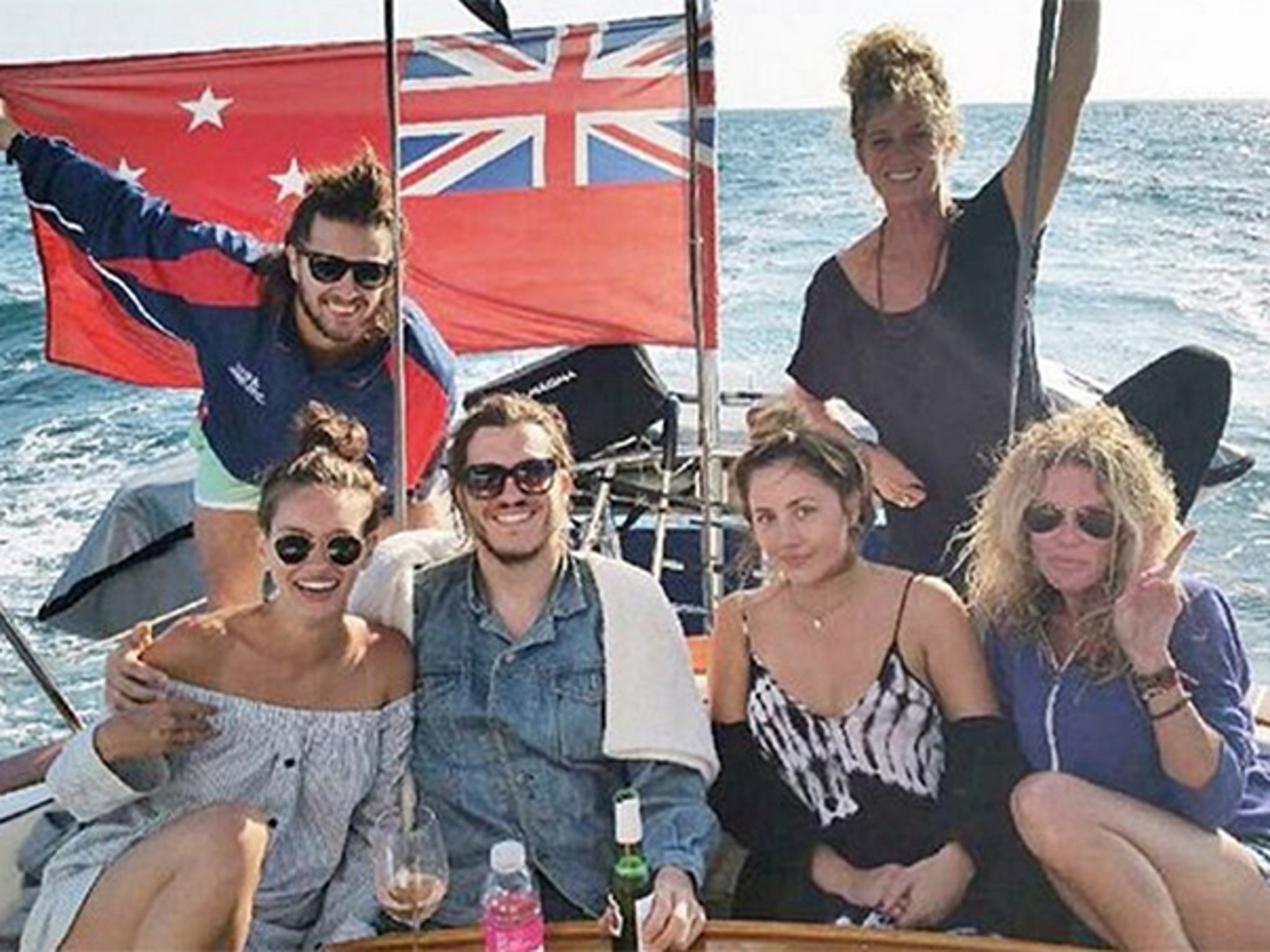 Rachel Hunter Children Renee And Liam