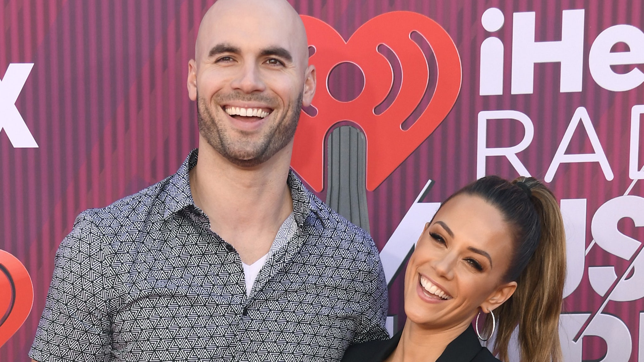 Jana Kramer Catches Mike Caussin Deleting Topless Photos From Text Messages